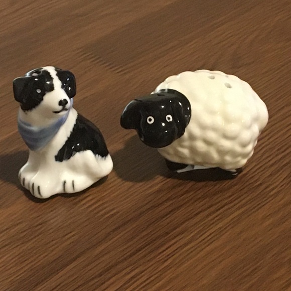 Cracker Barrel | Kitchen | Cracker Barrel Dog And Sheep Salt And Pepper ...